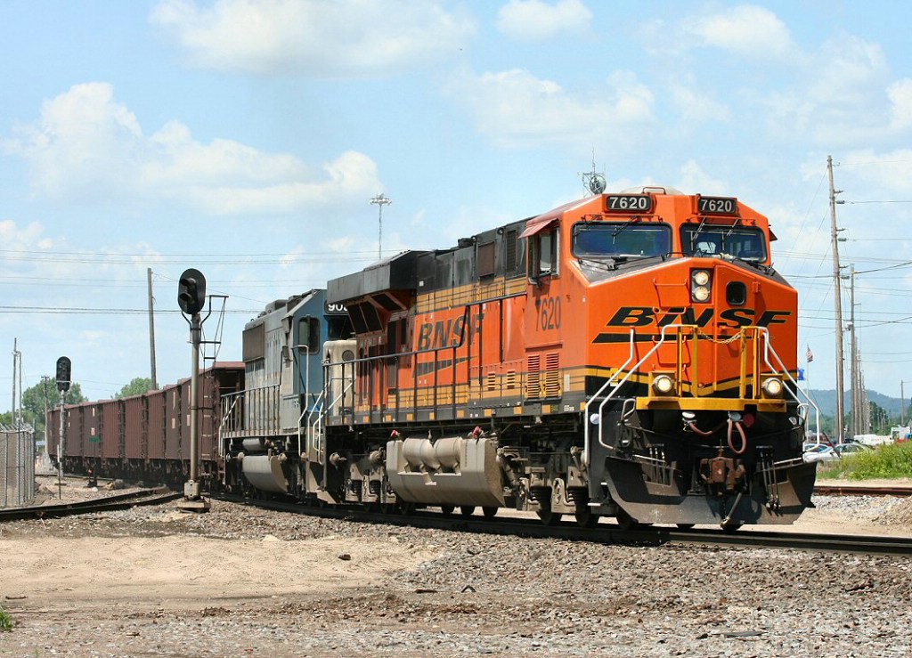 BNSF 7620